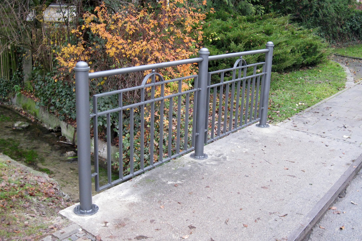 Guardrail with infill Bayern | Thieme GmbH