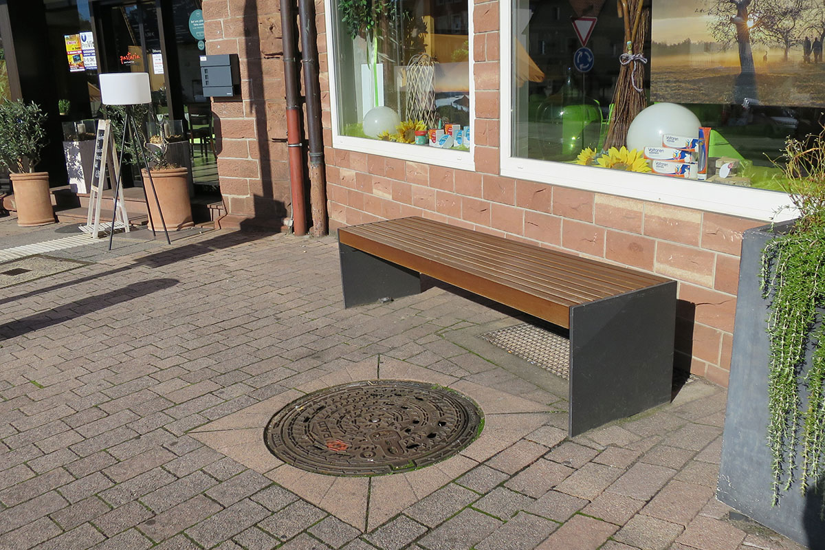 Dahn, Innenstadt – Fahrradanlehnbügel Cubo | Thieme GmbH