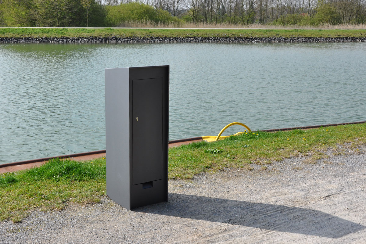 Power and water bollard Modena | Thieme GmbH