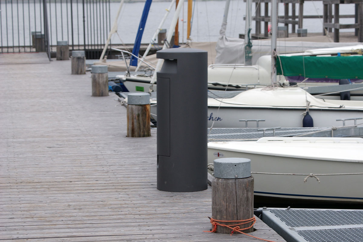 Power and water bollard Novara (ST) | Thieme GmbH